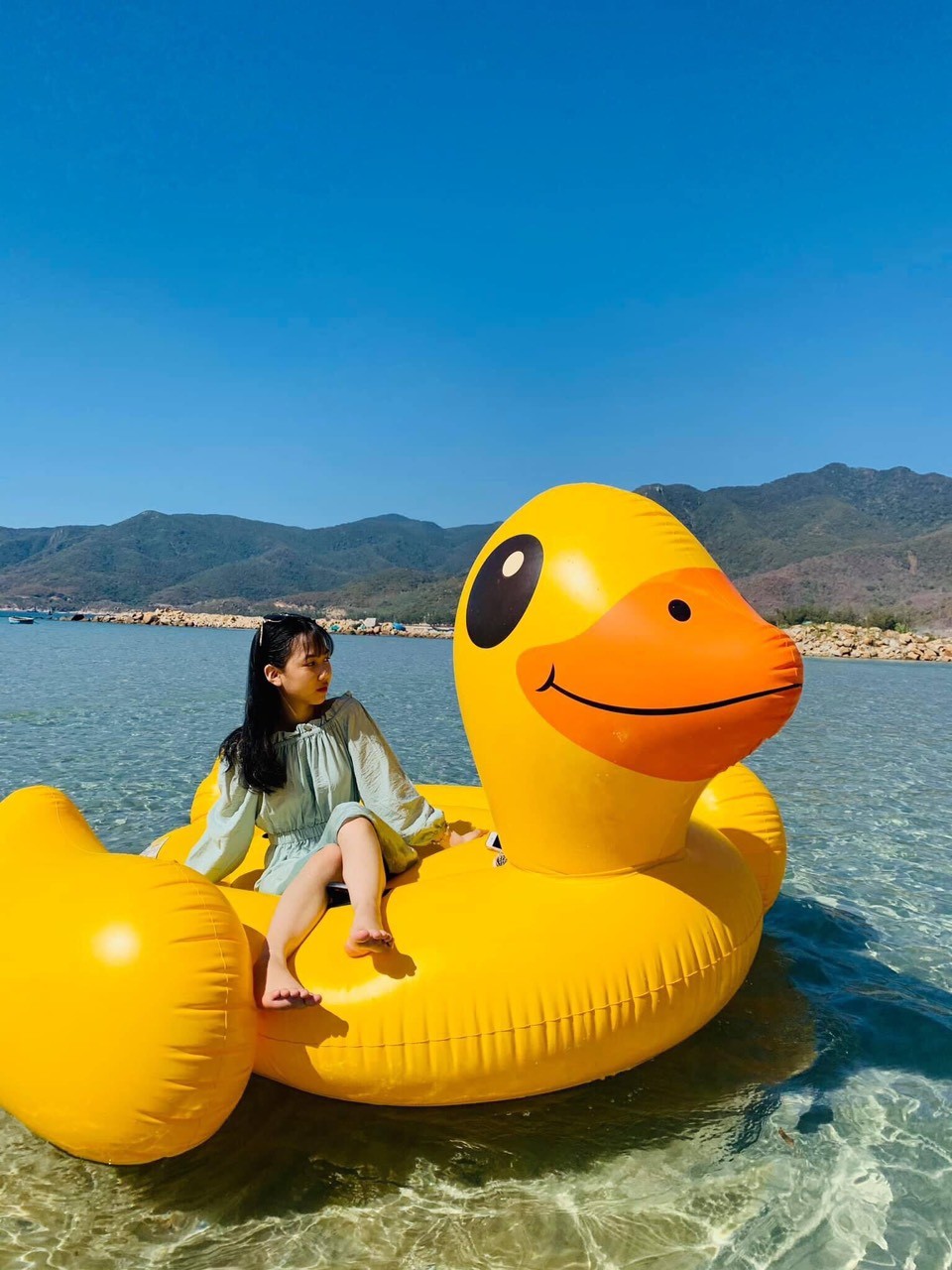 Phao bơi vịt vàng cỡ lớn INTEX 57556