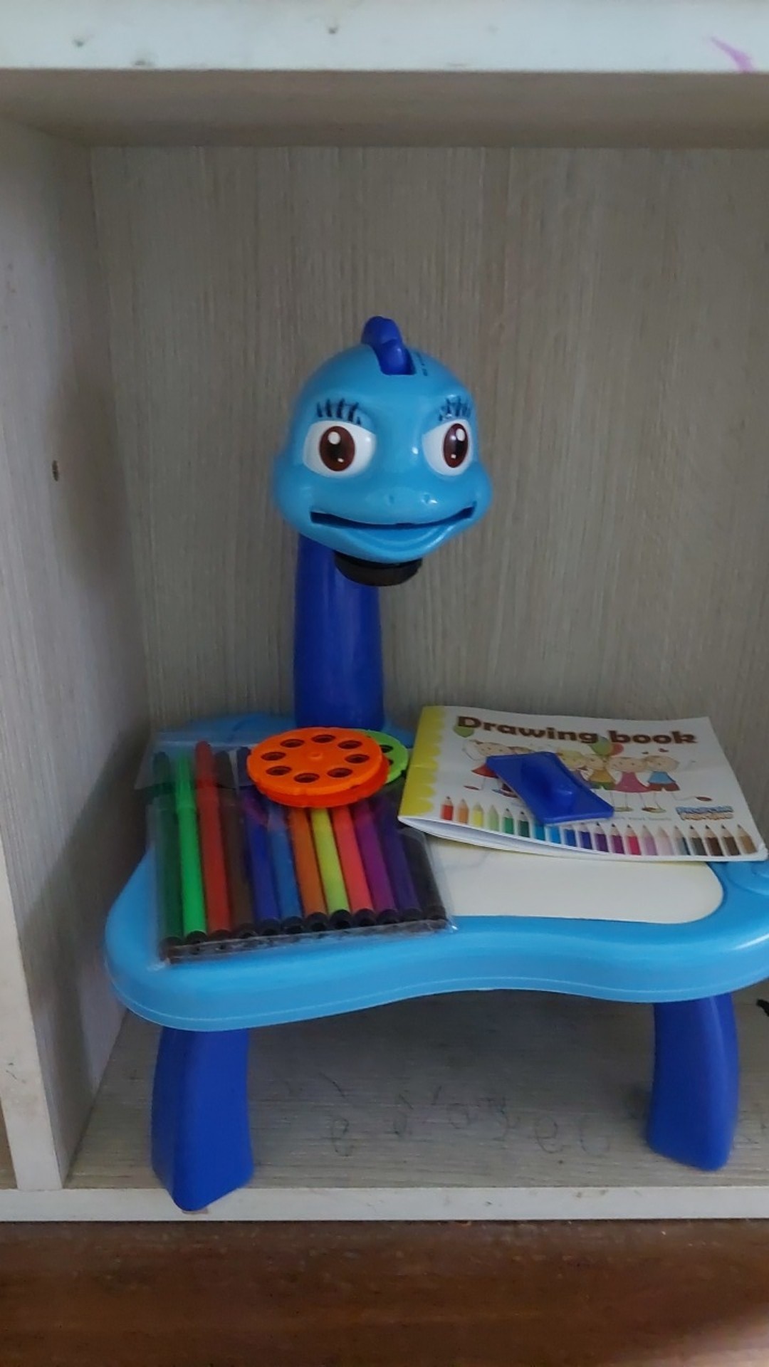 Bộ đèn bàn máy chiếu cho bé học vẽ mini BB6886