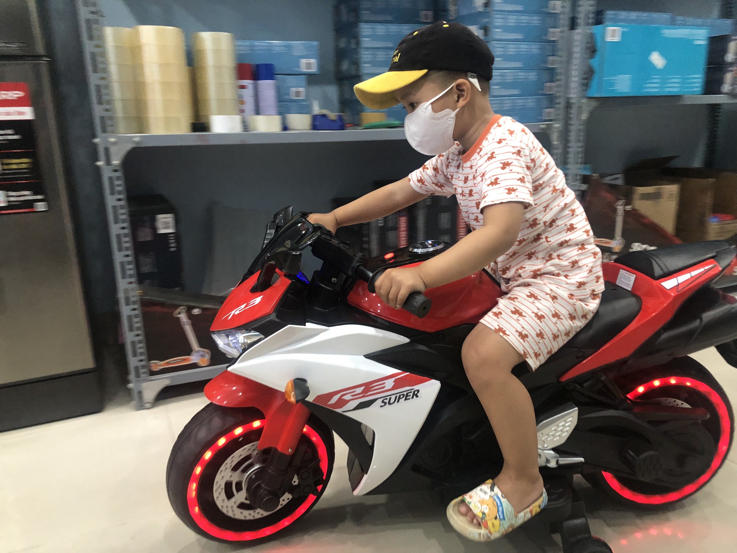 Xe máy điện trẻ em Ducati R3 BBT-3000 - Baby Của Tôi