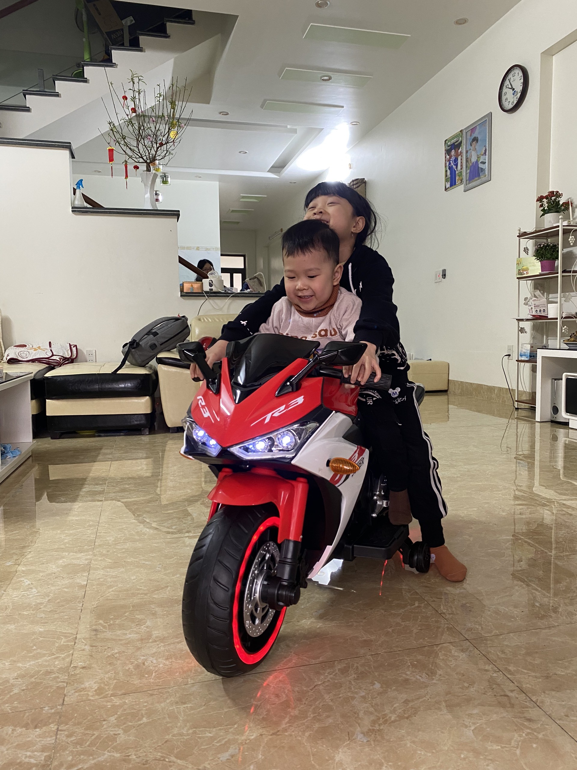 Xe máy điện trẻ em Ducati R3 BBT-3000 - Baby Của Tôi