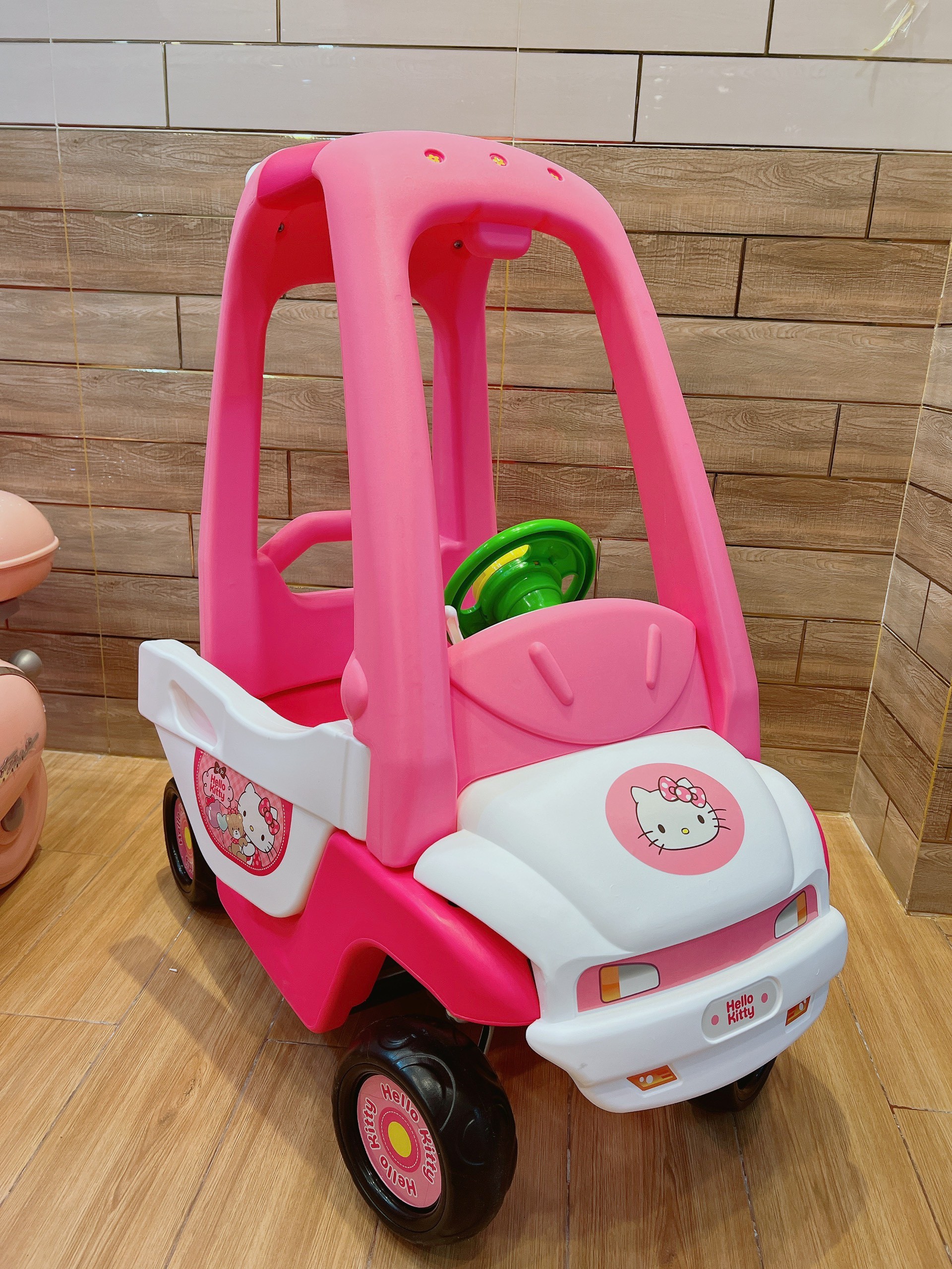 Xe chòi chân Hello Kitty ZESTER Z05