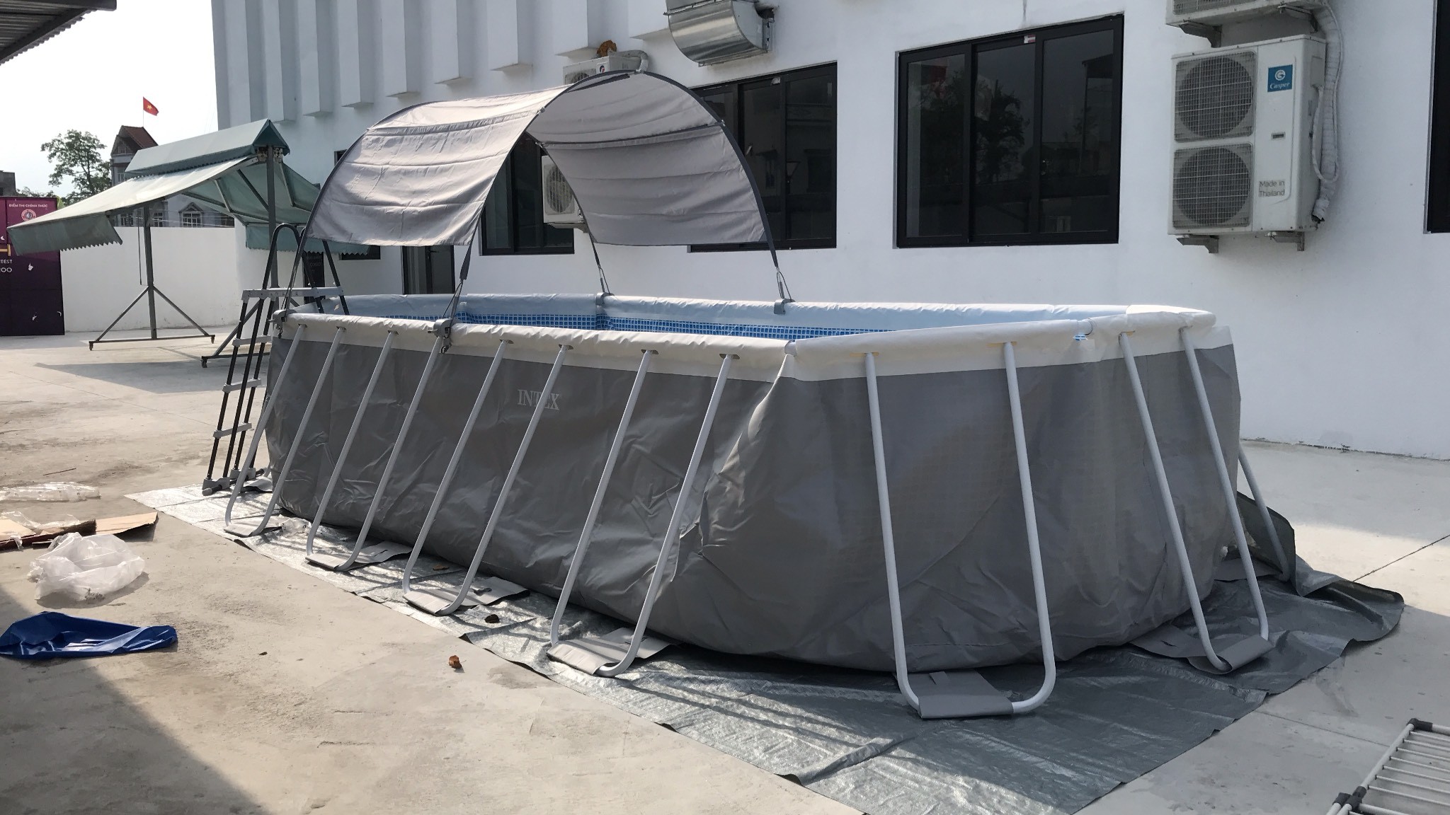 Bể bơi khung kim loại PREMIUM OVAL dài 5m INTEX 26796