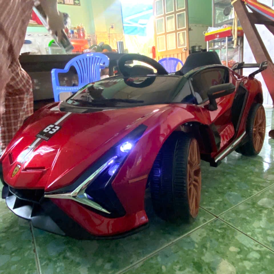 Ô tô điện trẻ em Lamborghini đời mới BBT-999.99