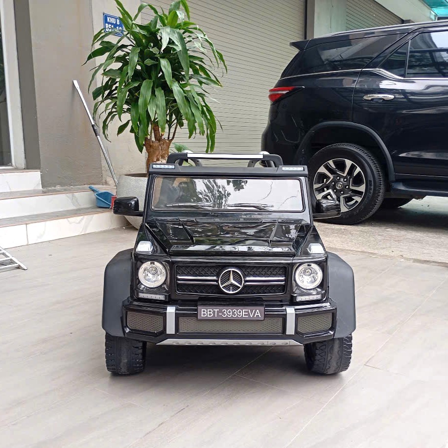 Xe ô tô điện trẻ em cỡ lớn dáng MERCERDES G63 mã BBT-3939