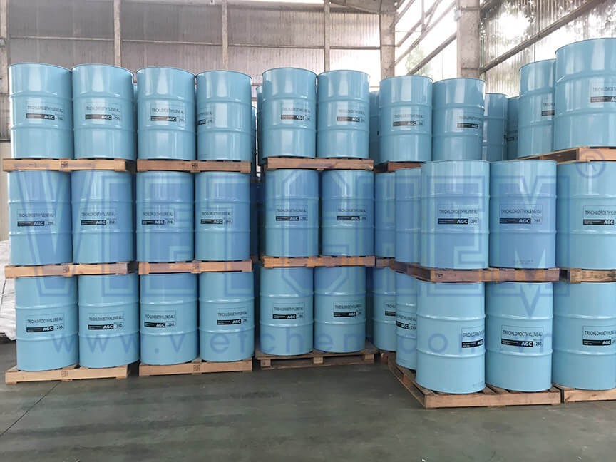 Bán Trichloroethylene C2HCl3 - Dung môi TCE giá ưu đãi trên toàn quốc